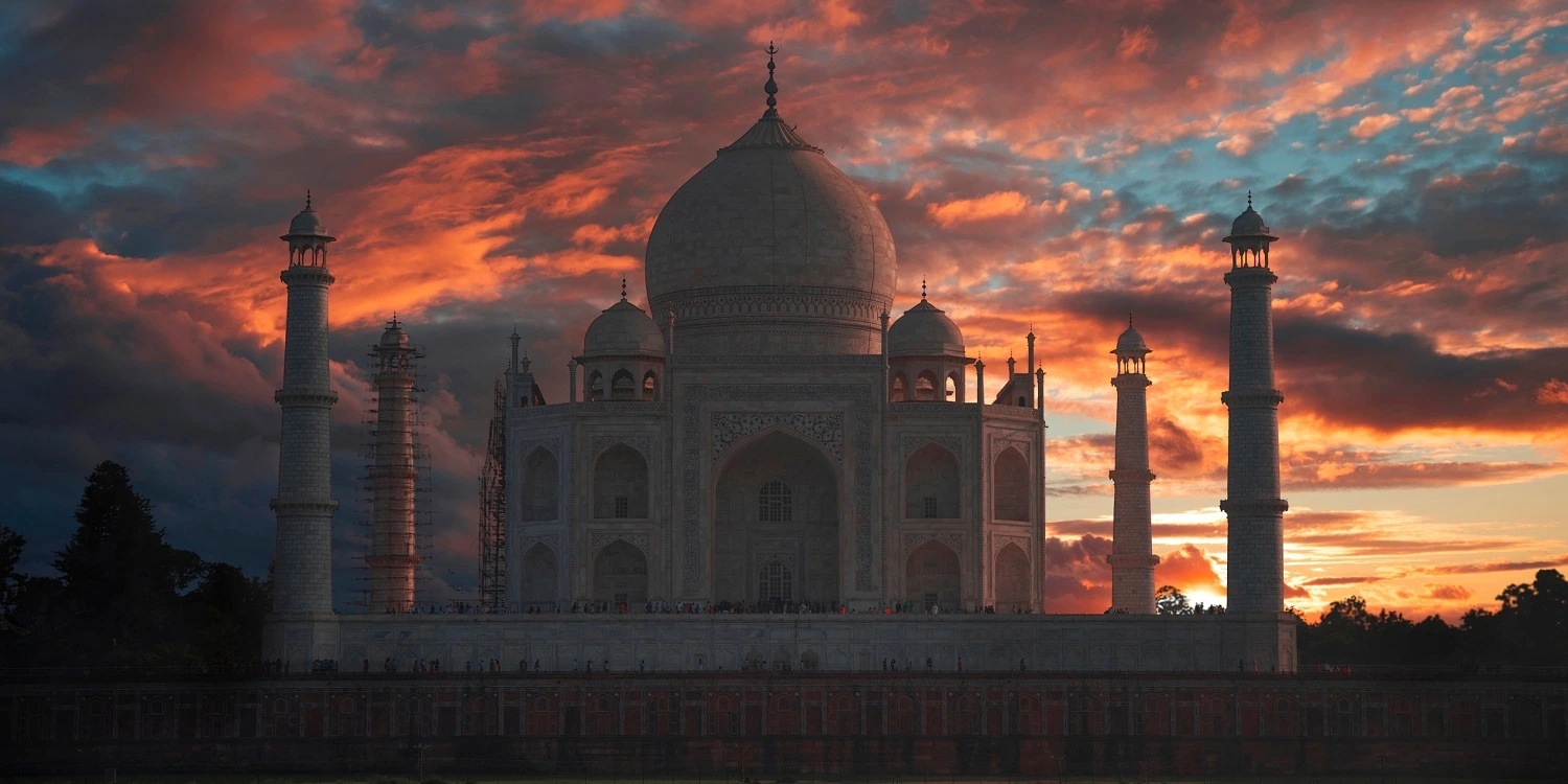 The Taj Mahal – Visit India's Favorite Heritage Monument